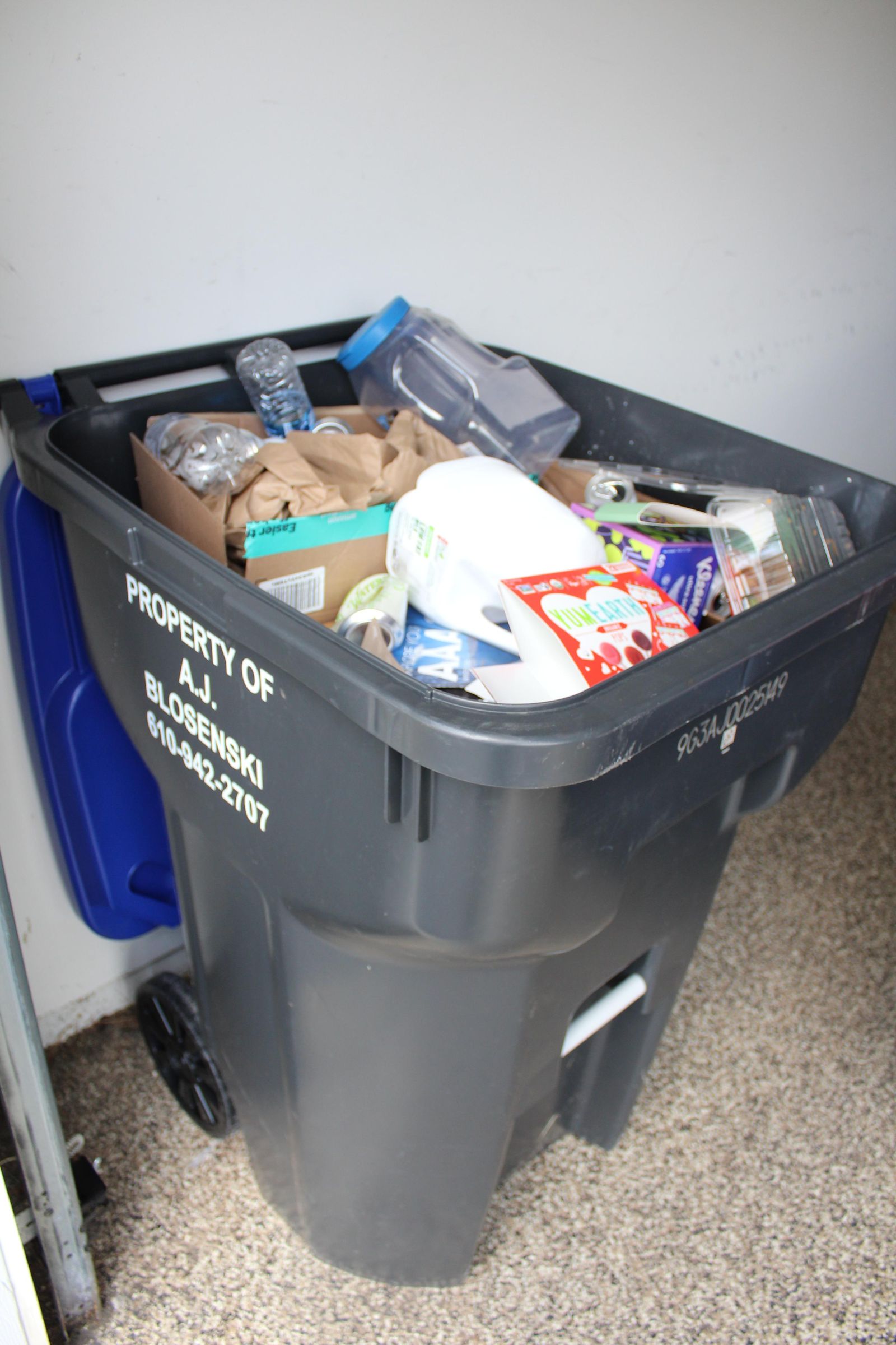 Residential Garbage Pickup Services | A.J. Blosenski, Inc.